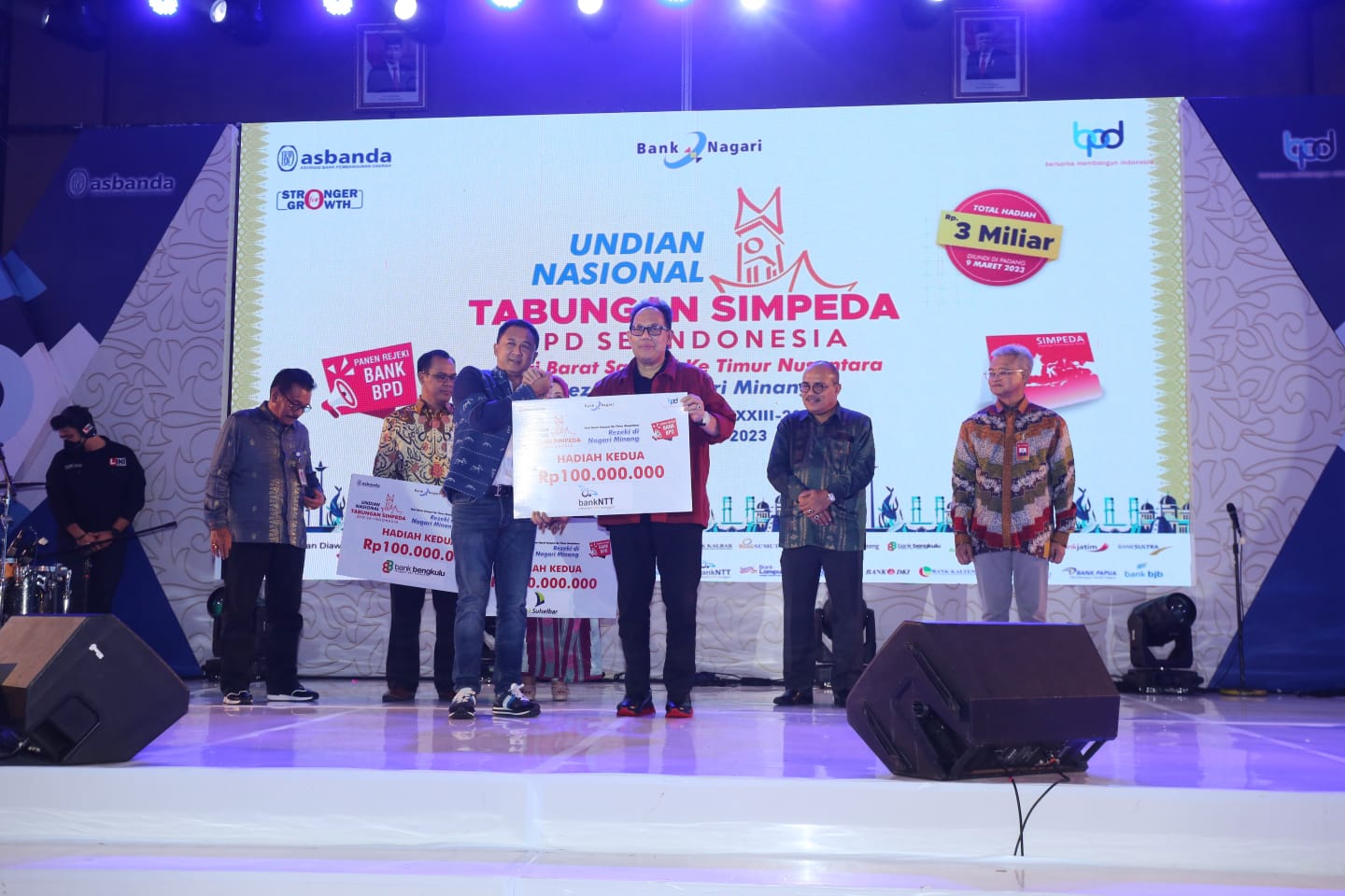 Undian Nasional Tabungan Simpeda, Nasabah Bank NTT Raih Hadiah Utama ...